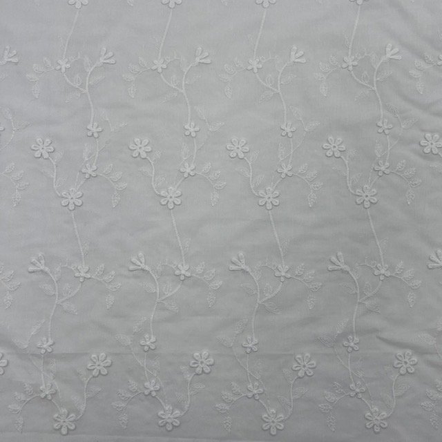 Tecido Bordado Inglês - Violet Fabrics